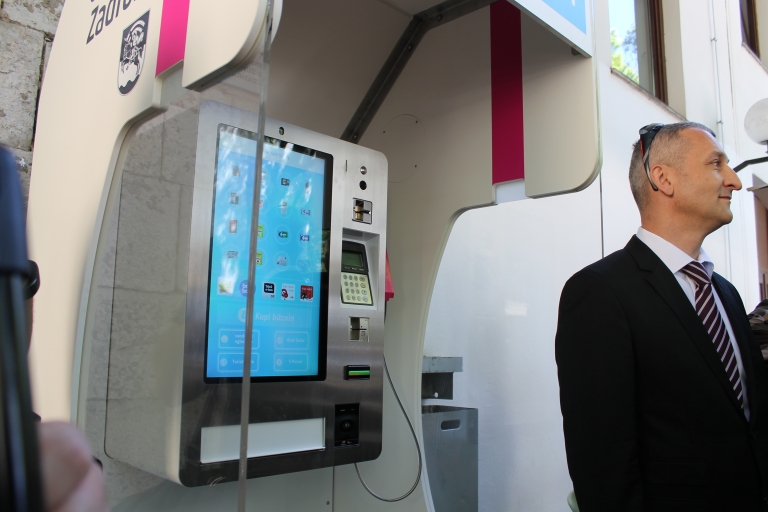 Zadar prvi u Hrvatskoj dobio pametne govornice | Grad Zadar - Gradska ...